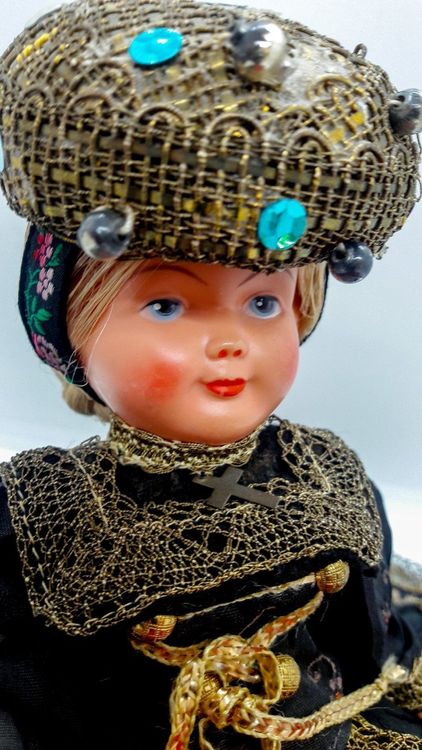 Trachtenpuppe Schäppel Schwarzwald Puppe poupée folklo 23 cm (Gebraucht ...