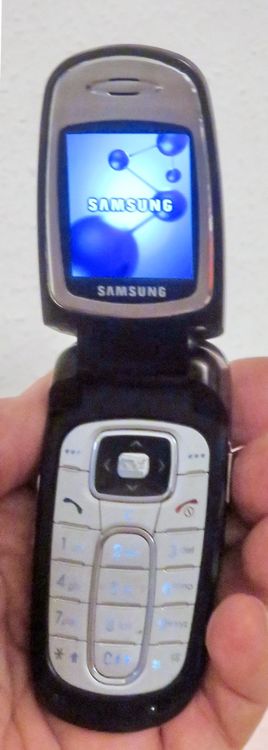 Samsung E730: fast 20-ig jährig und noch fit (Gebraucht) in ...
