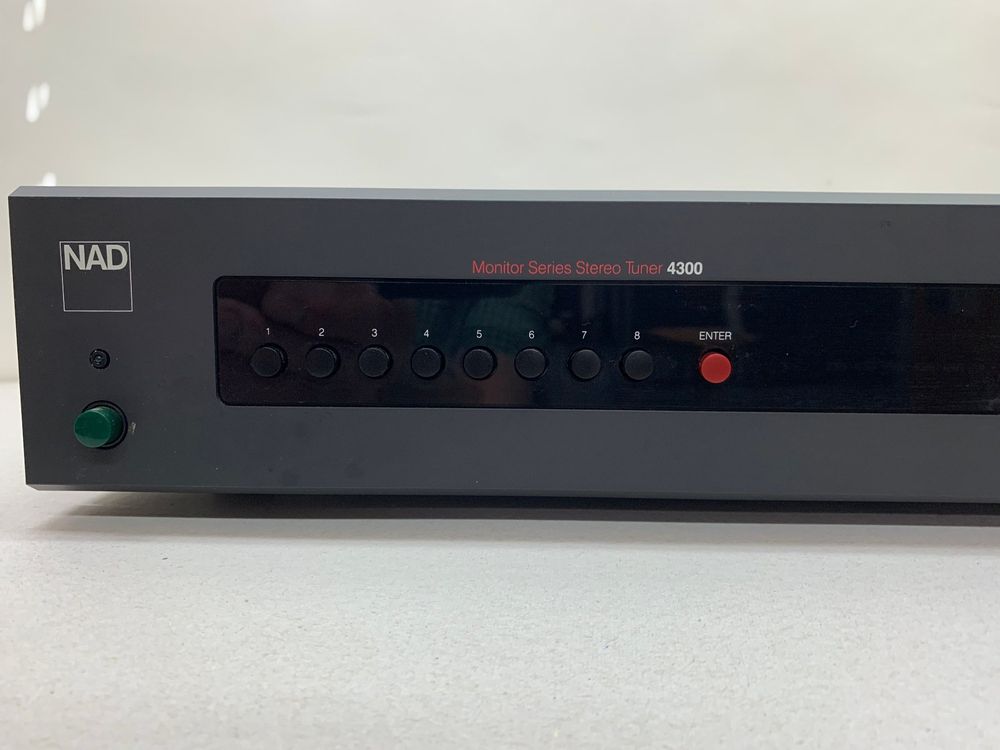 NAD 4300 AM/FM Stereo Tuner (Gebraucht) in für CHF 25 – nur Abholung ...