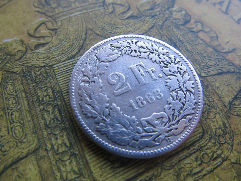 2 FRANKEN 1863 SCHWEIZ AG 800 SILVER (Gebraucht) in châtelaine für CHF 165 – mit Lieferung auf ...