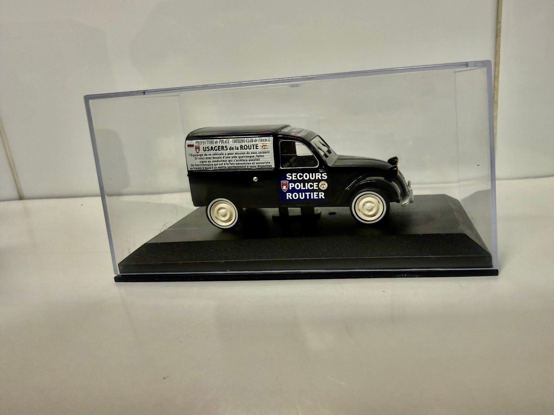 Citroen 2CV Fourgon Secours Routier 1-43 OVP 513 (Neu (gemäss ...