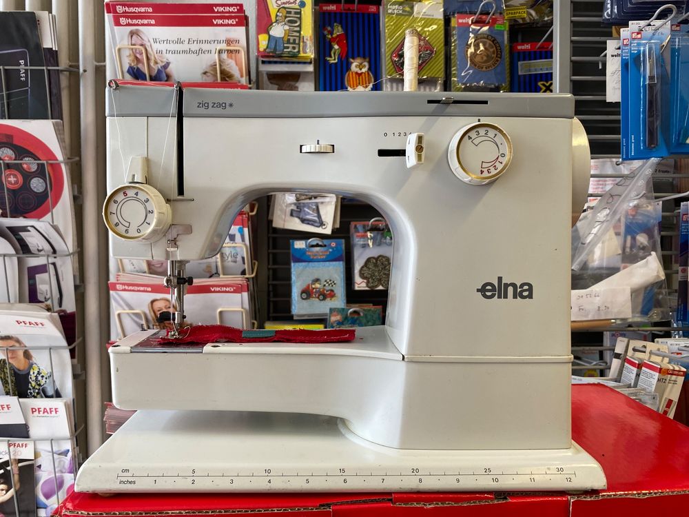 Nähmaschine Elna Zigzag, Schweizer Qualität, ab Fr. 1.-- (Gebraucht) in Olten für CHF 21 – mit ...