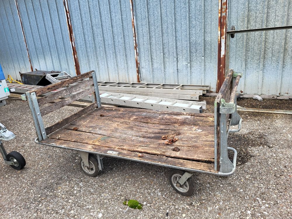 Handwagen aus Holz (Gebraucht) in Zuchwil für CHF 10 – nur Abholung auf Ricardo kaufen