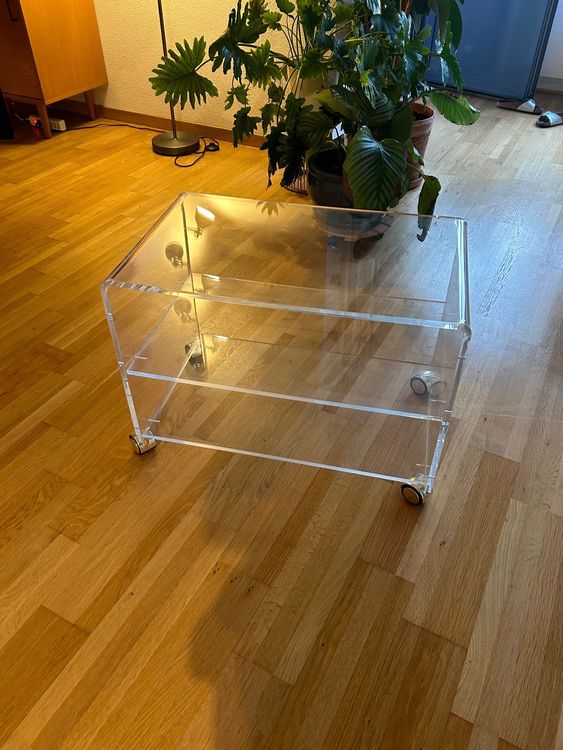 TV-Möbel / Beistelltisch PLEXI Pfister | Kaufen auf Ricardo