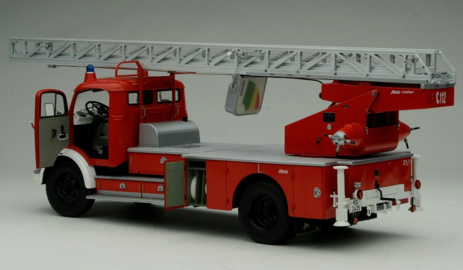 Schuco 1:18 | Mercedes-Benz L322 Fire Truck #00155 (Neu und ...