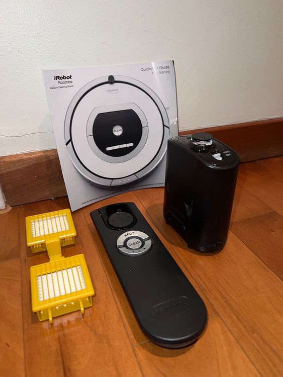 iRobot Roomba 700 Series Vacuum Cleaning Robot (Gebraucht) in Luzern ...