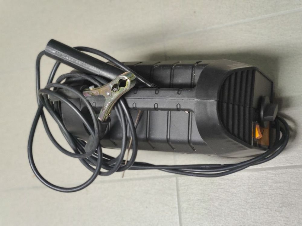 2 Schweissgeräte 1x mit Schutzgas 1x normal | Kaufen auf Ricardo