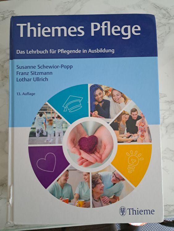 Thiemes Pflege Lehrbuch (Gebraucht) in Kriens für CHF 5 – mit Lieferung auf Ricardo kaufen