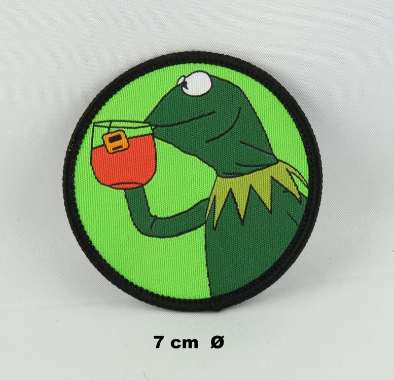 KERMIT mit TEE - Aufnäher - Neu - 7 cm Ø (Neu und originalverpackt) in ...