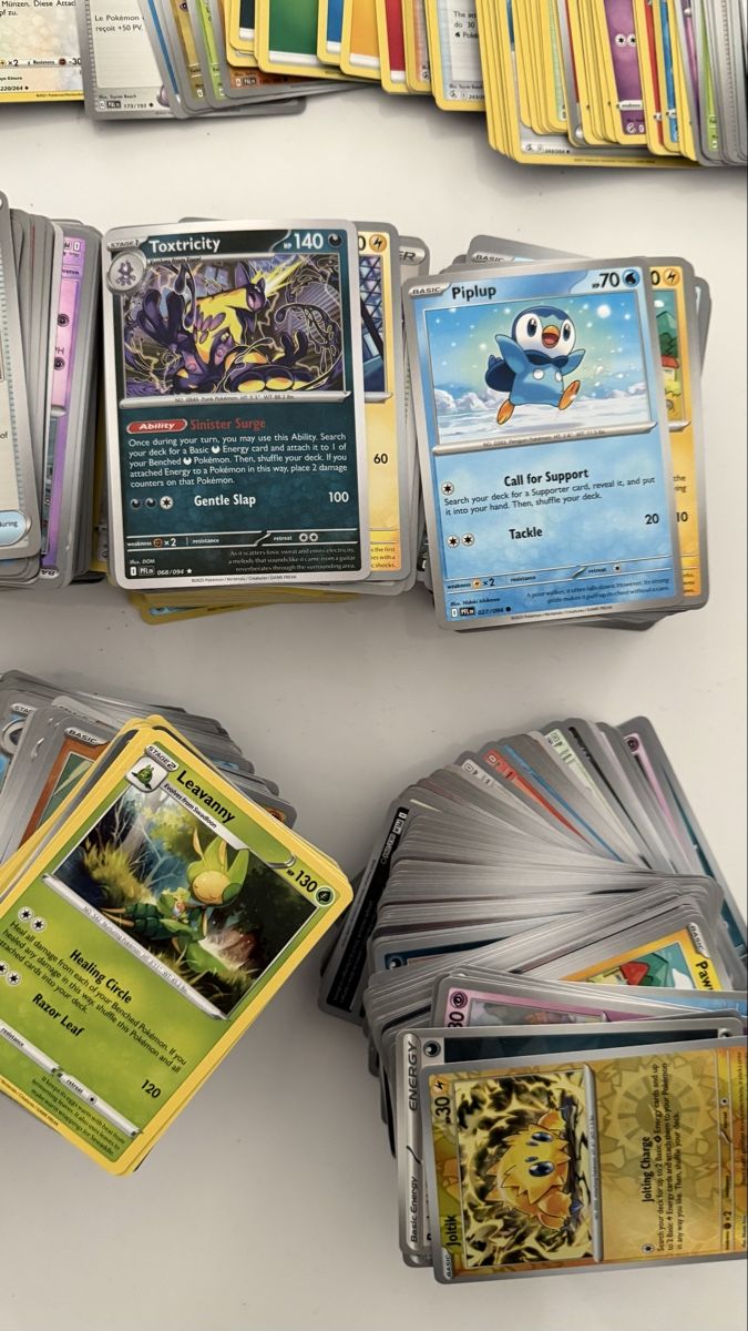Lot de cartes Pokémon (D'occasion) à Lausanne pour CHF 1 – avec ...