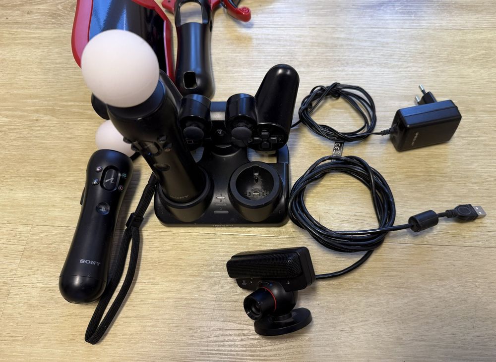 Playstation 3 (PS3) 320GB, 2 Move Motion Controller, Spiele (Gebraucht ...