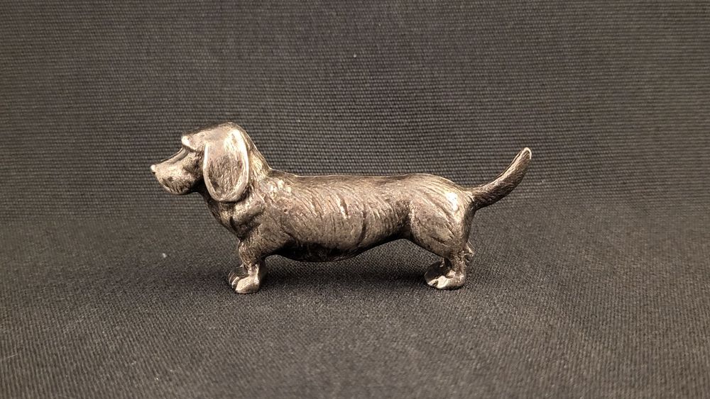 Kleiner Metall-Dackel (Gebraucht) in Basel für CHF 8 – mit Lieferung ...