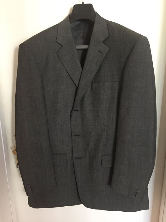 Complet neuf Pierre Balmain (Neuf (Voir description)) à Chernex s ...