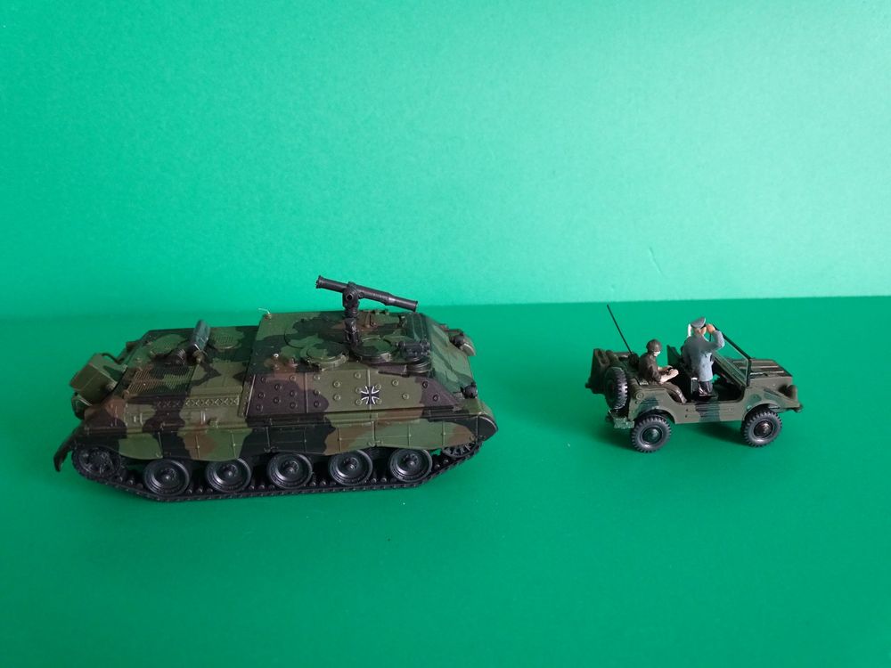 Panzer Roco, Auto Wiking 1/87 (Gebraucht) in Bretzwil für CHF 8 – mit ...
