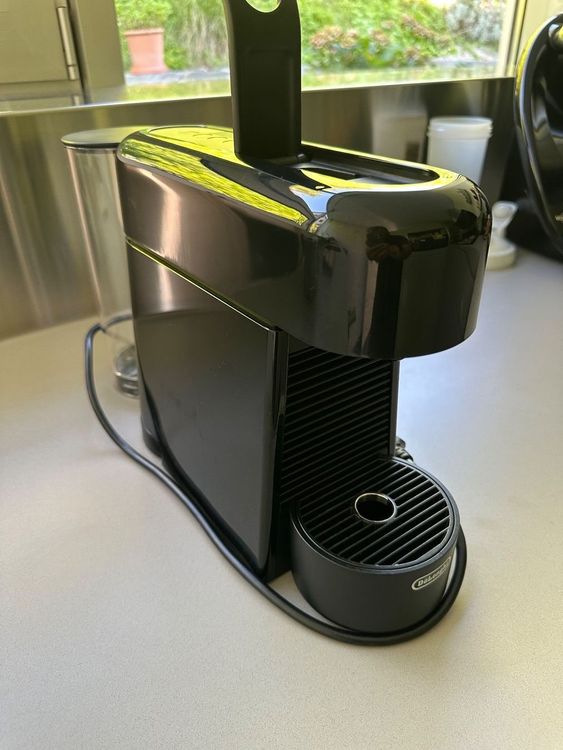 Nespresso Maschine DeLonghi Essenza plus | Kaufen auf Ricardo