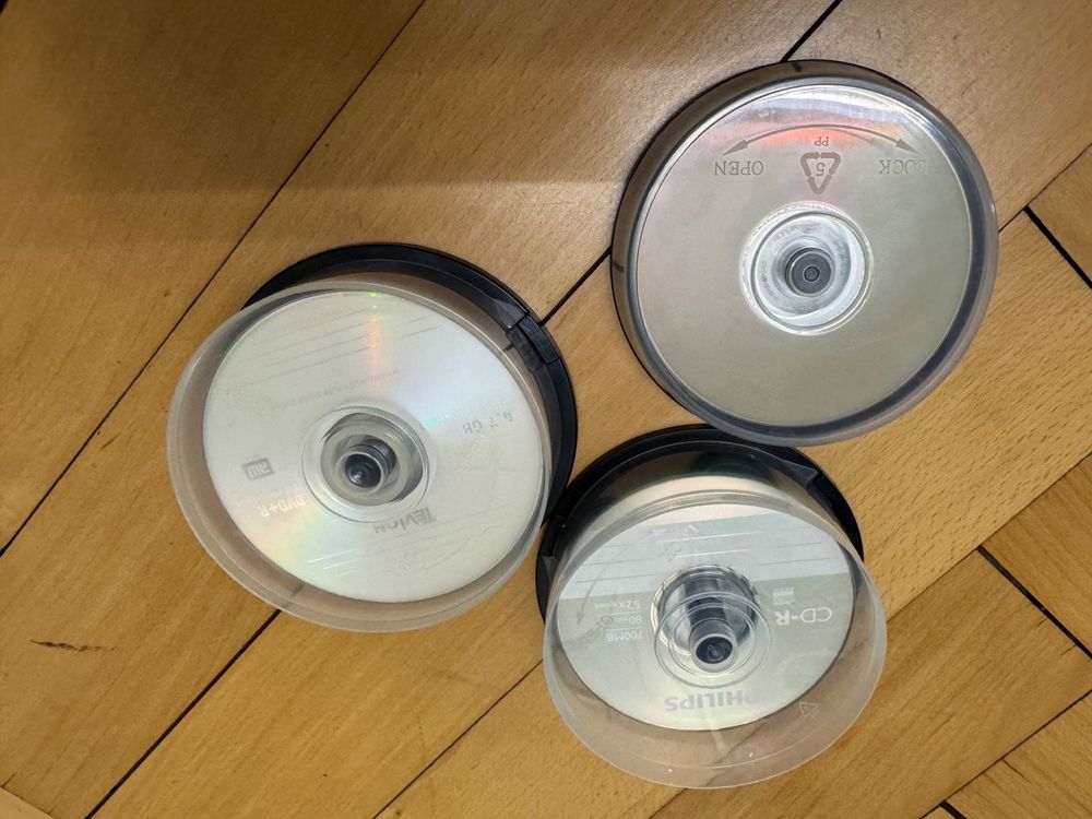Leere CD/DVD Rohlinge (CD 16St., DVD 28St.) (Gebraucht) in Frauenfeld ...