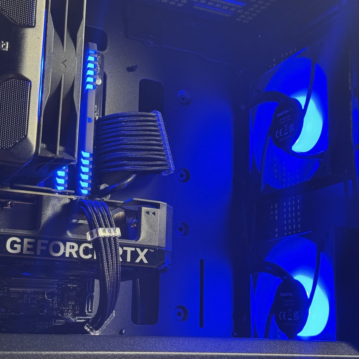 Gaming PC RTX 4060 / Intel core i7 / 1TB SSD (Neu (gemäss Beschreibung ...