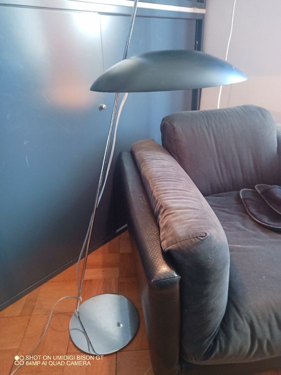 Designklassiker Stehlampe (Gebraucht) in Bern für CHF 100 – nur Abholung auf Ricardo kaufen