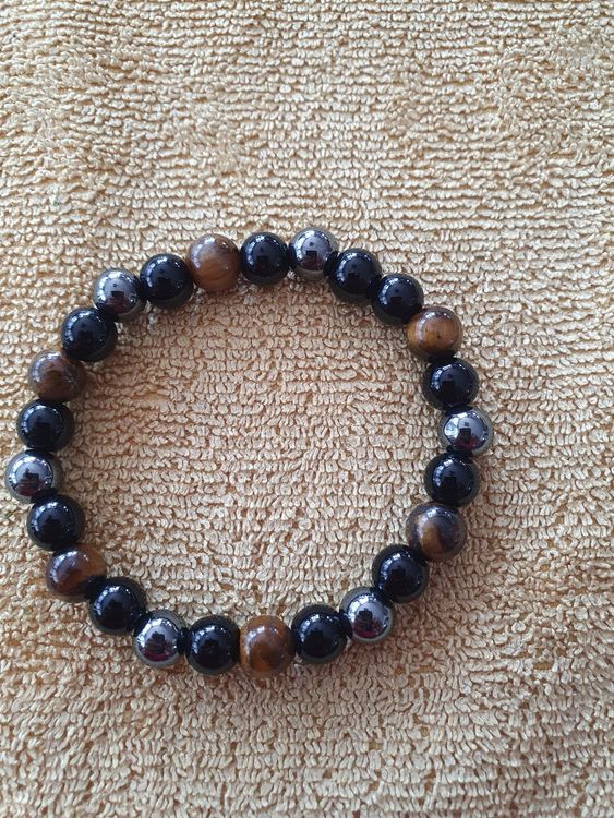 Stein Armband (Neu und originalverpackt) in Läufelfingen für CHF 2 – mit Lieferung auf Ricardo ...