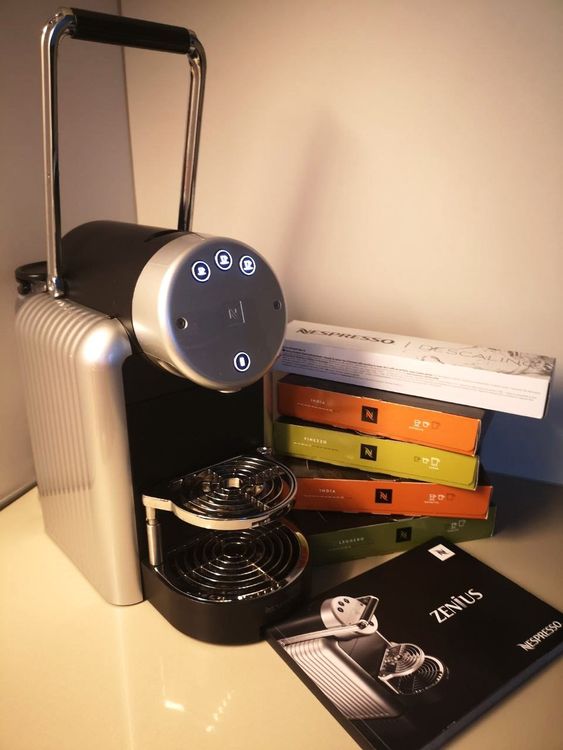 Nespresso Zenius ZN100 Prof./ 2 1/2 Jährig/ top Zustand (Gebraucht) in ...