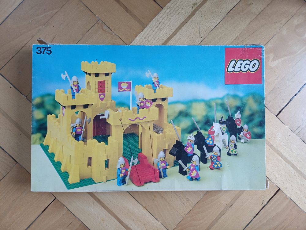 Lego kult Set Gelbe Ritterburg 375 MIT ORIGINALVERPACKUNG (Gebraucht ...