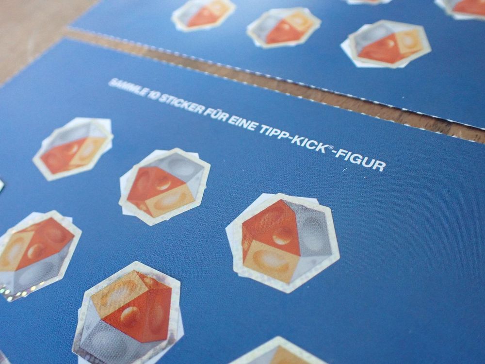 20 Sticker Tipp-Kick Mania Migros 2 volle Sammelkarten (Neu (gemäss Beschreibung)) in Geroldswil ...