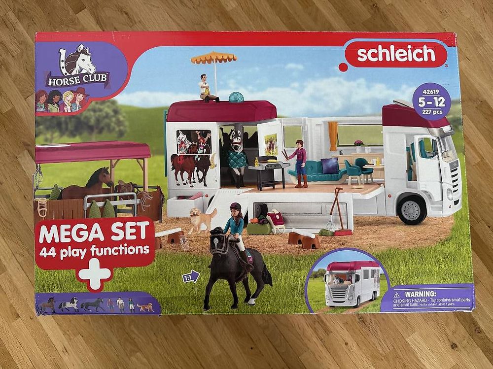 Schleich Horse Transporter (Gebraucht) in Zürich für CHF 76 – nur ...