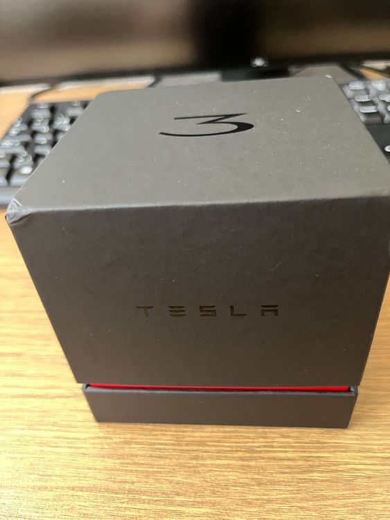 Tesla Model 3 Key Fob | Kaufen auf Ricardo