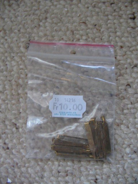 Broschen Nadel zum Basteln neu crea-arte (Neu (gemäss Beschreibung)) in Reitnau für CHF 1 – mit ...