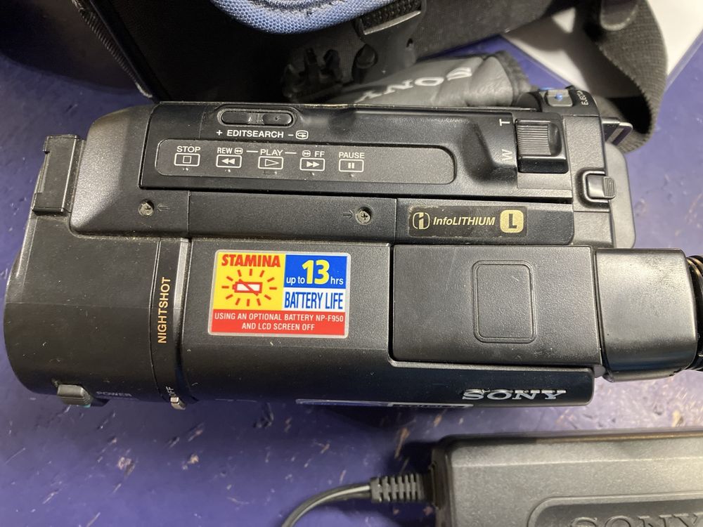 Sony Handycam CCD-TRV27E PAL Video 8 XR (Gebraucht) in Erlenbach im ...