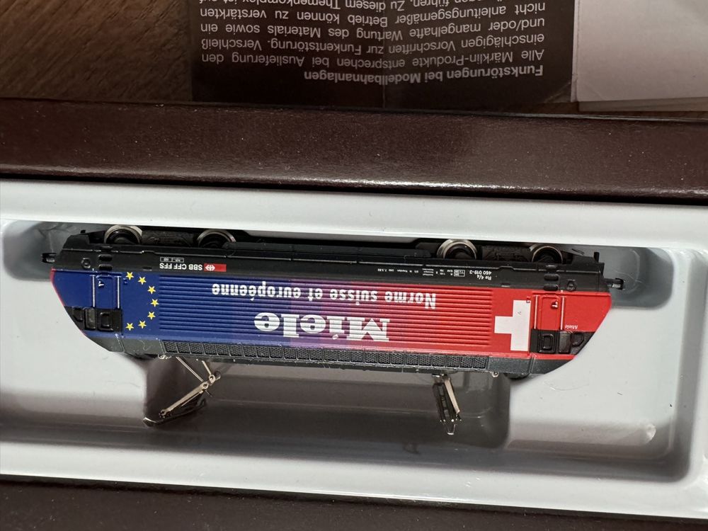 Märklin 88443 E-Lok Re 460 "Miele" neuwertig (Neu und originalverpackt) in Herisau für CHF 1 ...