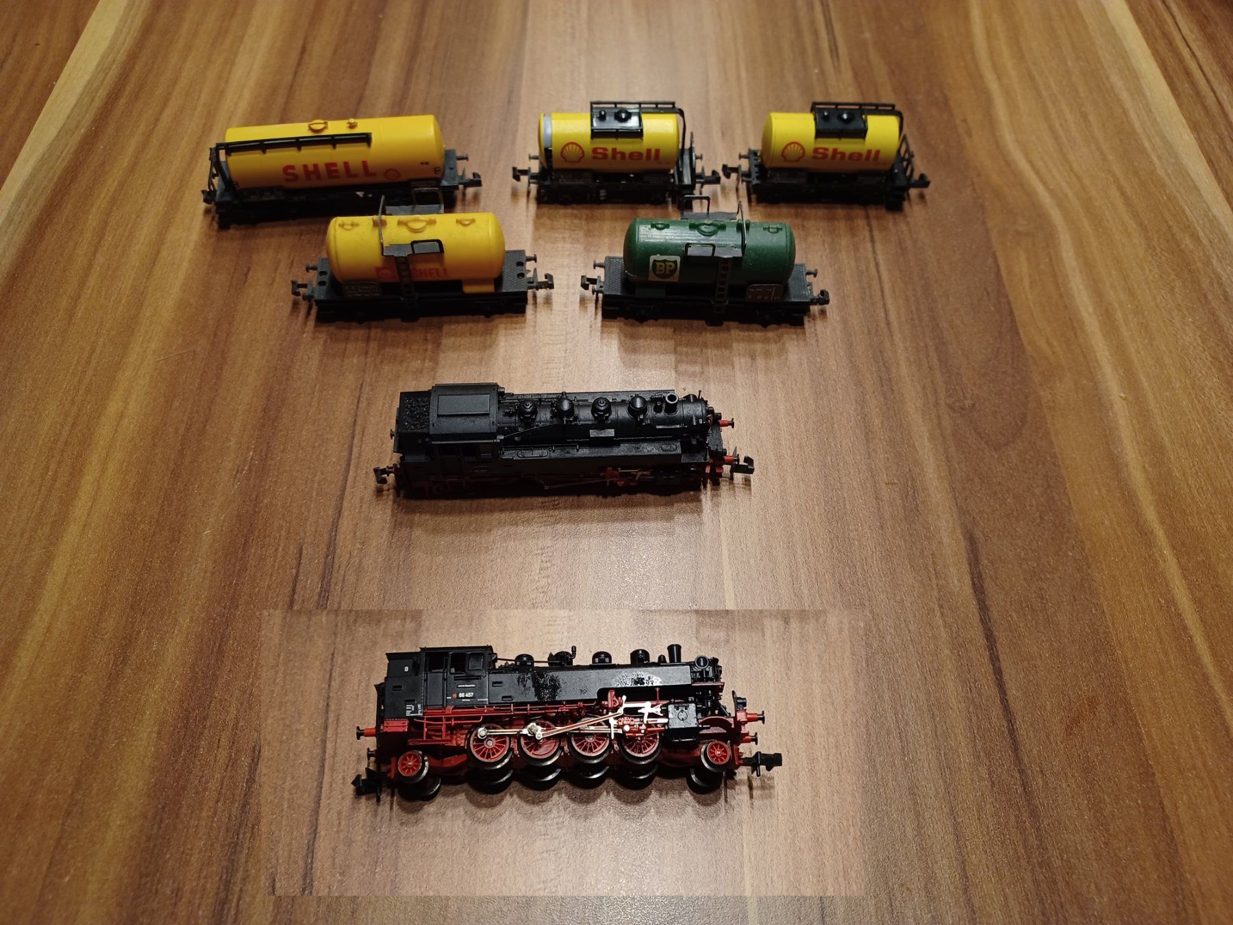 Fleischmann Dampflok mit 5 Tankwagen Spur N (Gebraucht) in Niederrohrdorf für CHF 135 – mit ...