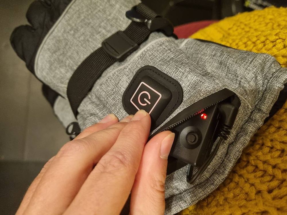 NEU Beheizte aufladbare Handschuhe Ski gr.8.5 Schi langlauf (Gebraucht ...