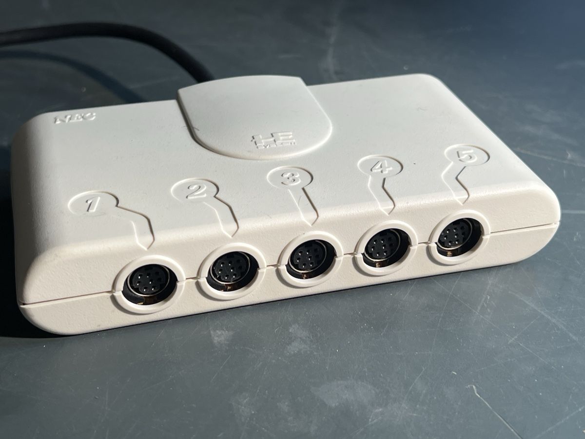 Pc engine Multiplayer Adapter (Gebraucht) in Nänikon für CHF 43 – mit ...