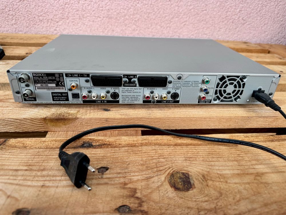 Sony DVD Recorder RDR-HX710 / 160 GB HD | Kaufen auf Ricardo