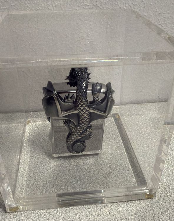 ZIPPO GUARDIAN DRAGON 3D LIMITED EDITION ACRYLBOX 1390/2500 (Neu ...