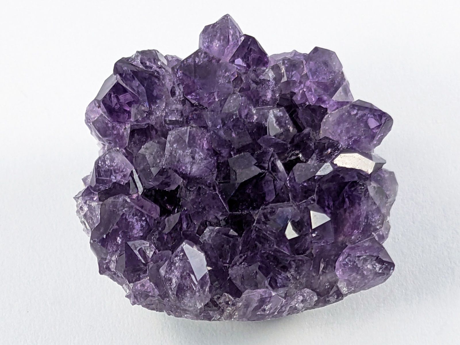 Amethyst Kristall Igel-Form (flache Rückseite) aus Uruguay (Neu und ...