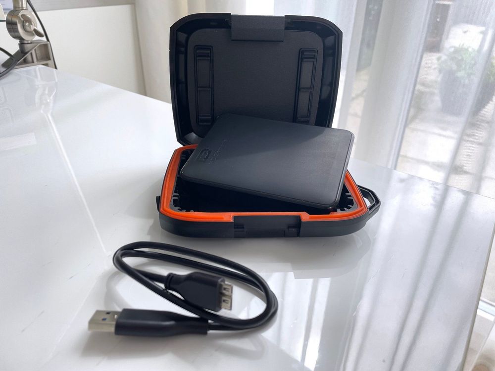 WD Elements 3TB externe Festplatte inkl. Schutzcase (Gebraucht) in ...