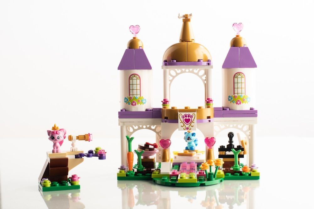LEGO DISNEY PRINCESS - königliches Schloss (Gebraucht) in Weisslingen für CHF 9 – mit Lieferung ...