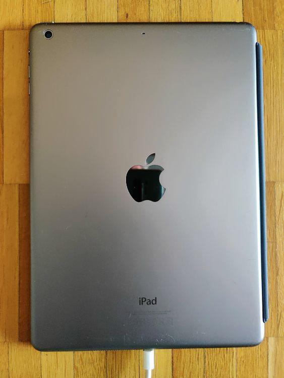 iPad Air, 2013, 32GB, Model A1464 | Kaufen auf Ricardo
