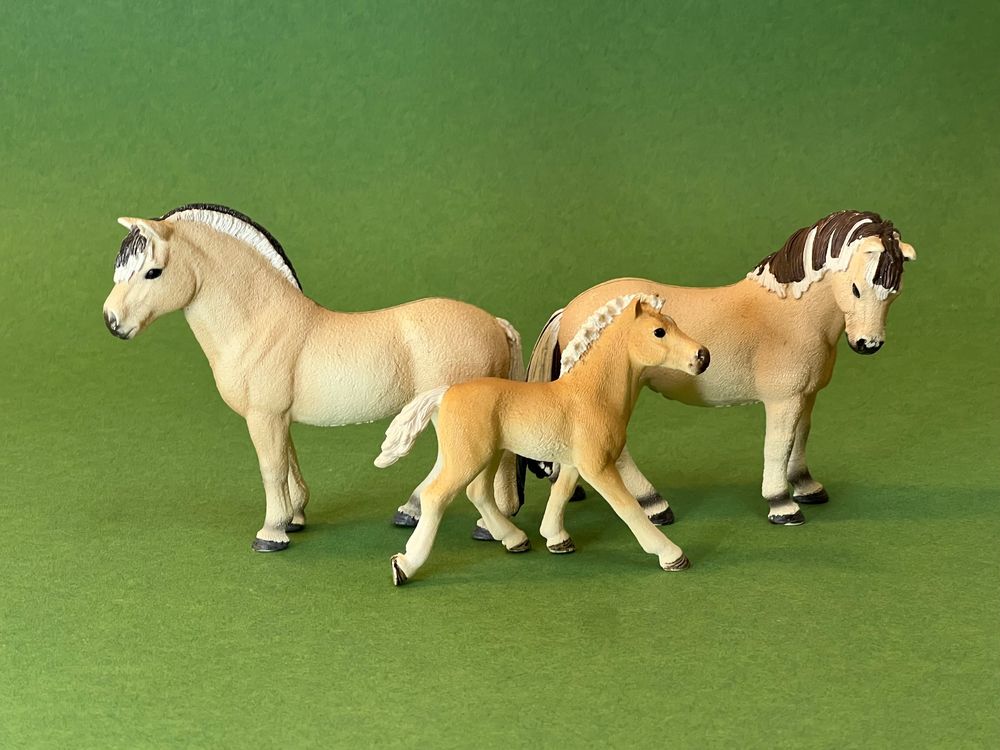 Schleich Fjordpferde Stute Hengst Fjordpferd Fjord Pferd (Gebraucht) in Ennetbaden für CHF 50 ...