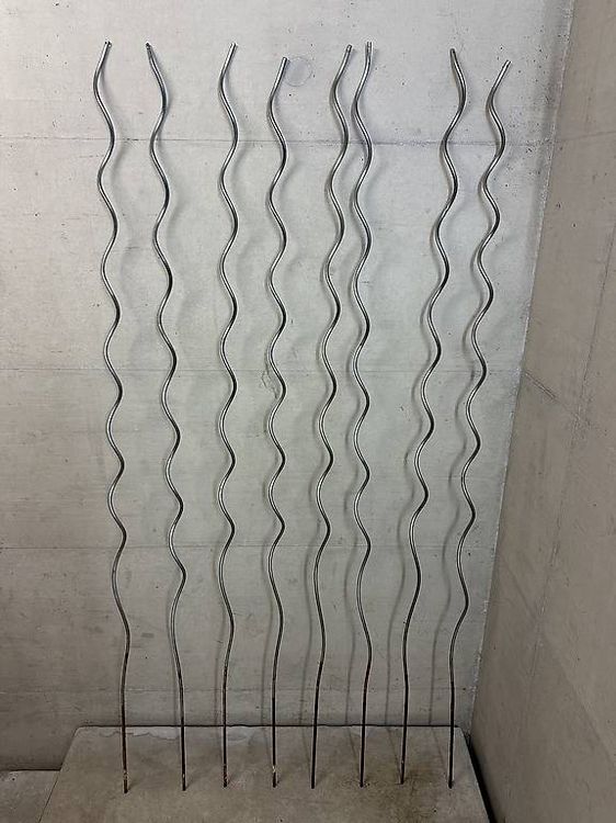Spiral garden rods steel (x8) - Spiral-Gartenstäbe Stahl (Gebraucht) in ...
