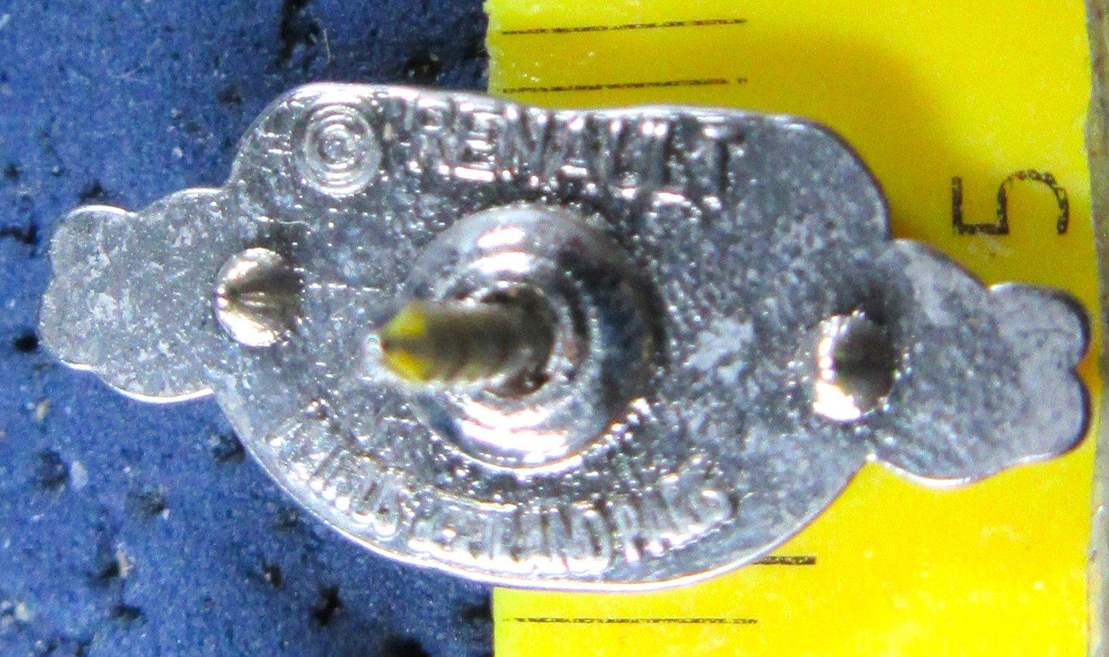 RENAULT UR-ALT AUTO LOGO GEPRÄGT PIN MIT SECURITY-CLIP KLEIN (Gebraucht ...