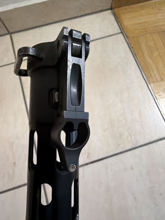 Sig Stgw 57 garde main (Gebraucht) in Lausanne für CHF 40 – mit ...