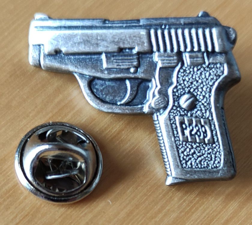 PIN - SIG Sauer P239 Revolver (Gebraucht) in Siebnen für CHF 5 – mit ...