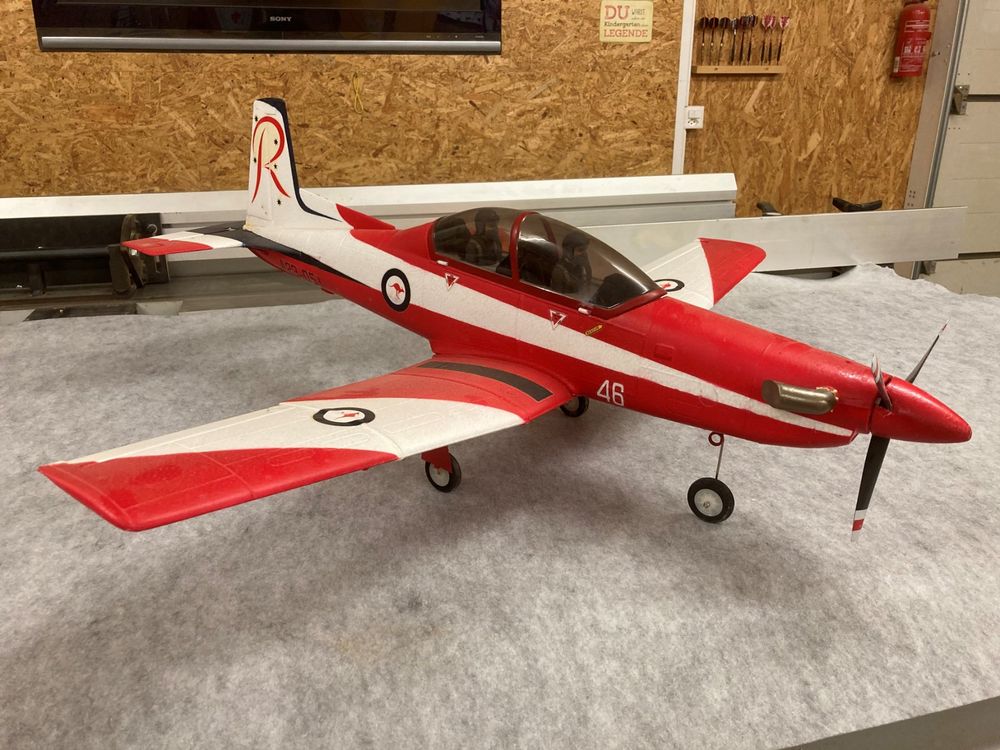 Modellflugzeug PC-21 | Kaufen auf Ricardo