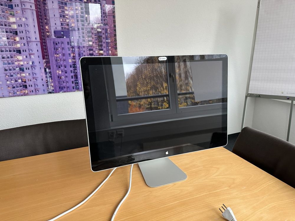 Apple Cinema Display 24" 61,0cm (24") WUXGA LED (Gebraucht) in Zürich ...