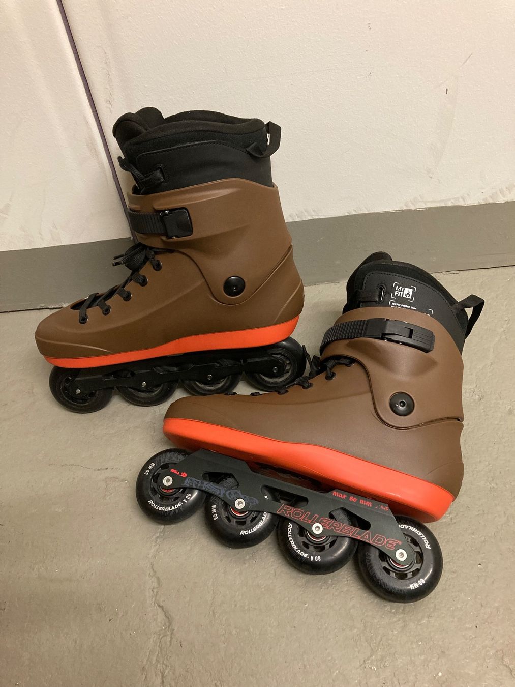 Standard Omni V2 Inline Skates (Neuf (Voir description)) à Zürich pour ...