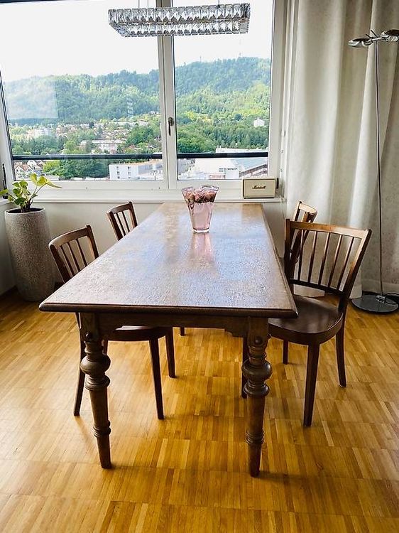 100+-jähriger Beizentisch & 4 original Horgenglarus Stühle (Gebraucht) in Thalwil für CHF 1150 ...