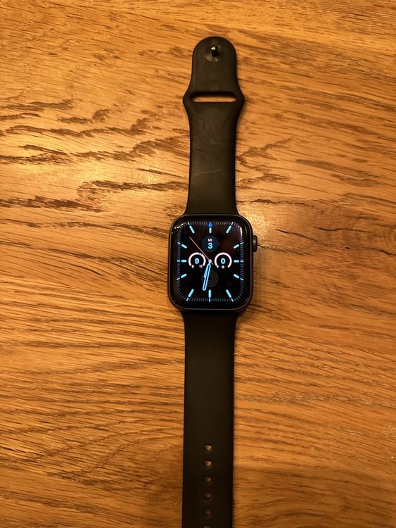 Apple Watch Series 6 (GPS) (Gebraucht) in Sursee für CHF 80 – mit ...